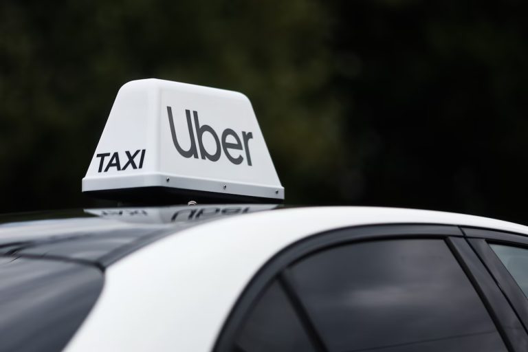 Cleveland police investigate: Uber driver shot, robbed on Cleveland’s ...